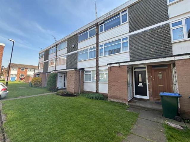 2 Bedroom Flat To Rent In Darnford Close, Walsgrave, Coventry, CV2