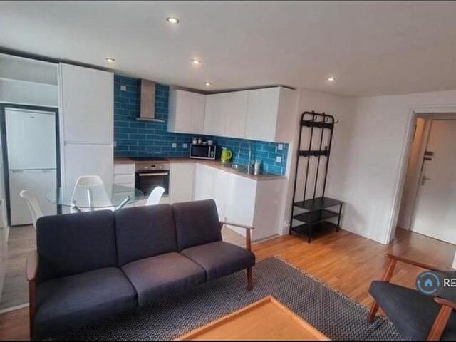 2 Bedroom Flat To Rent In Dormer Place, Leamington Spa, CV32