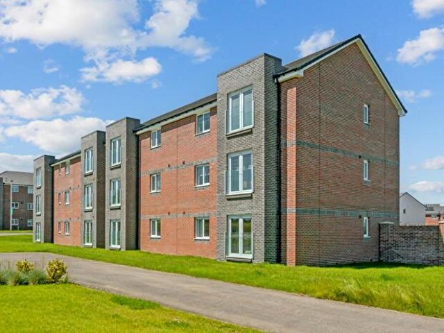 2 Bedroom Flat To Rent In Drummonds Crescent, Stirling, Stirlingshire, FK7