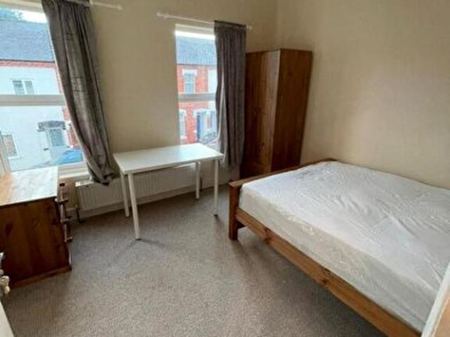 2 Bedroom Flat To Rent In Euston Road, Far Cotton, Northampton, NN4