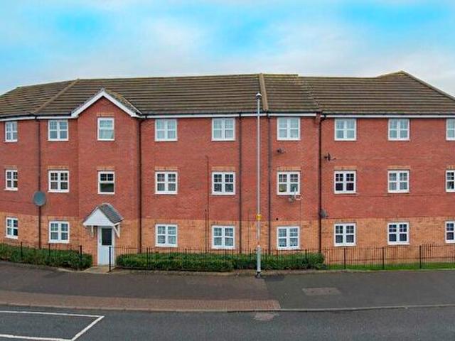 2 Bedroom Flat To Rent In Exmouth Court, Corby, NN18