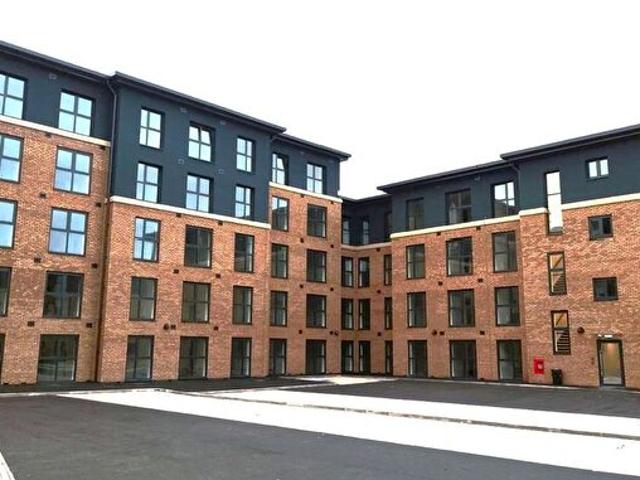 2 Bedroom Flat To Rent In Erasmus Drive, Derby, Derbyshire, DE1