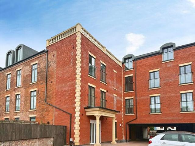 2 Bedroom Flat To Rent In Essentia House, Upper Bond Street, Hinckley, LE10