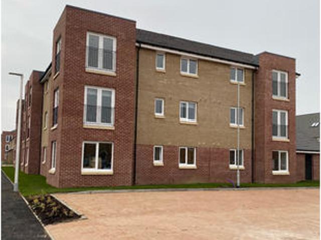 2 bedroom Flat to rent in Falkirk
