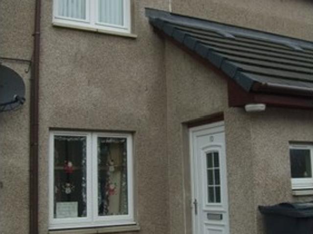 2 bedroom Flat to rent in Fauldhouse