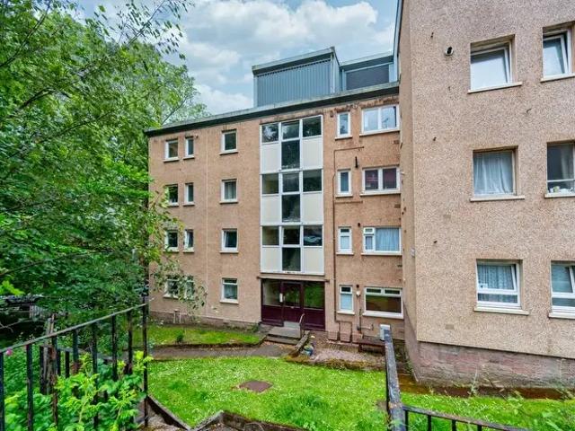 2 Bedroom Flat To Rent In Fergus Court, North Kelvinside, Glasgow, G20