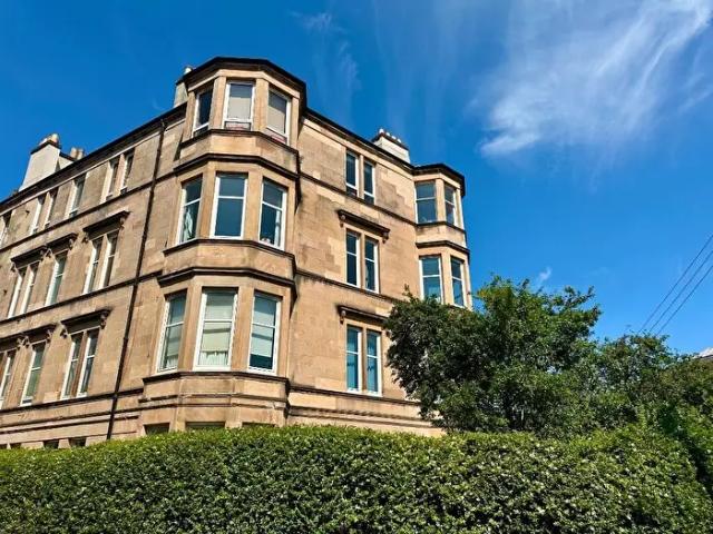 2 Bedroom Flat To Rent In, Fergus Drive, P25