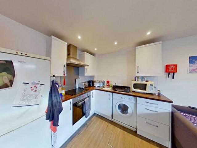 2 Bedroom Flat To Rent In Flat. Cymbeline House, NG1