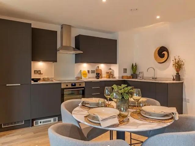 2 Bedroom Flat To Rent In Flat, Bradford Street, Birmingham, B12