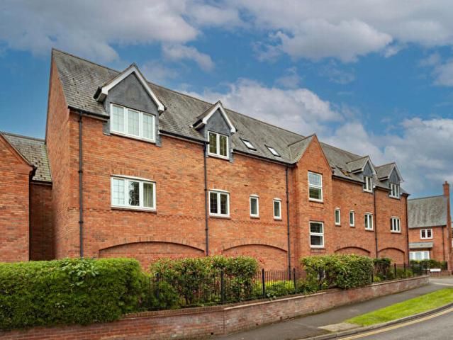 2 Bedroom Flat To Rent In Fowke Street, Rothley, Leicester, LE7