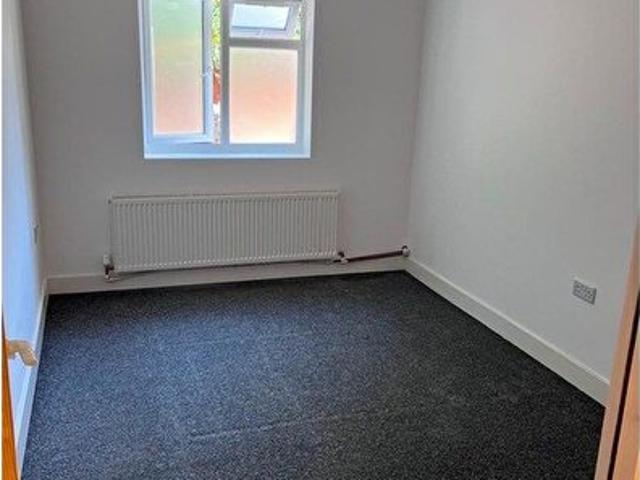 2 Bedroom Flat To Rent In Freeman Road North, Leicester, LE5