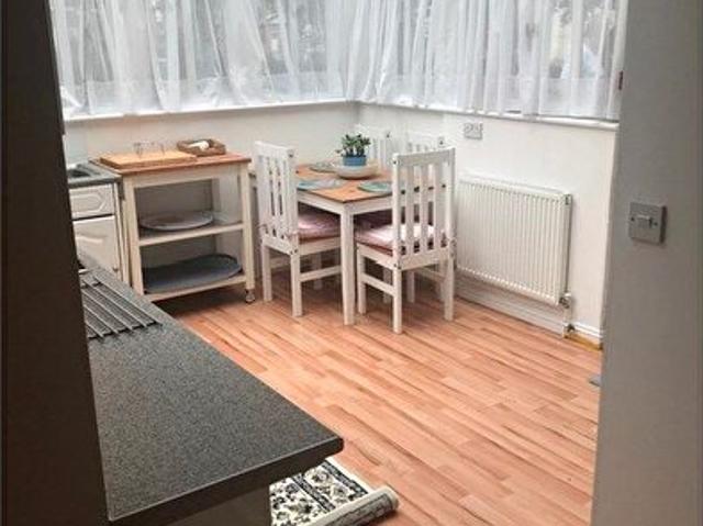 2 Bedroom Flat To Rent In Granville Road, Leicester, LE1
