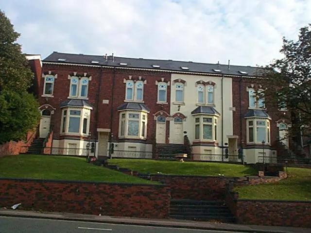 2 Bedroom Flat To Rent In Gravelly Hill, Birmingham, West Midlands, B23