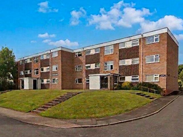 2 Bedroom Flat To Rent In Hermes Court, Clarence Road, Four Oaks, Sutton Coldfield, B74