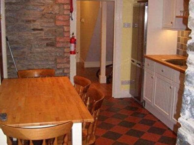 2 Bedroom Flat To Rent In High Street, Aberystwyth, SY23