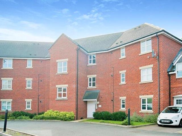 2 Bedroom Flat To Rent In Hopps Lodge Drive, St. Peters Court, Rugby, CV21
