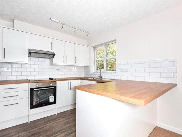 2 Bedroom Flat To Rent In John Garne Way, Oxford, Oxfordshire, OX3