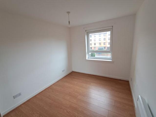 2 Bedroom Flat To Rent In, Kent Road, G3