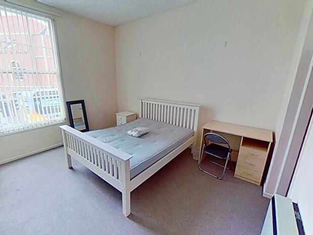 2 Bedroom Flat To Rent In Lynton Court, Peachey Street, Nottingham, NG1