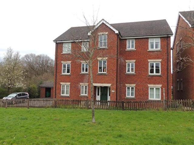 2 Bedroom Flat To Rent In Lang Farm, NN11