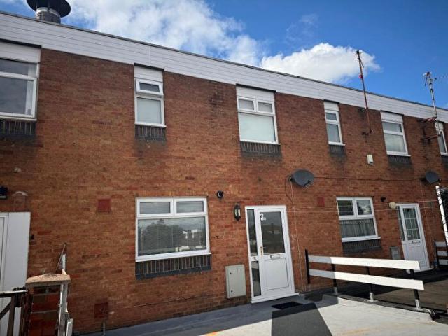 2 Bedroom Flat To Rent In Limehurst Square, Duston, Northampton, NN5