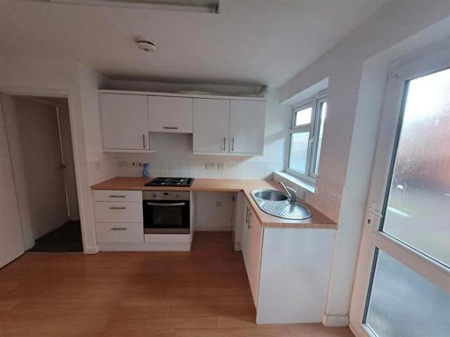 2 Bedroom Flat To Rent In London Road, Charnwood Court London Road, LE67