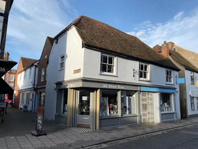 2 Bedroom Flat To Rent In Pump Lane, Thame, OX9