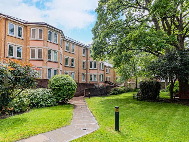 2 Bedroom Flat To Rent In Paradise Square, Oxford, OX1