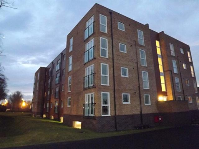2 Bedroom Flat To Rent In Pavilion Close, Leicester, LE2