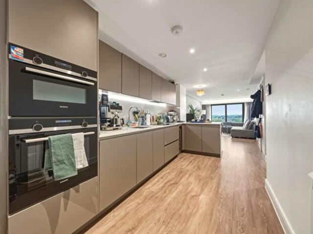 2 Bedroom Flat To Rent In Pavilion Road, West Bridgford, NG2
