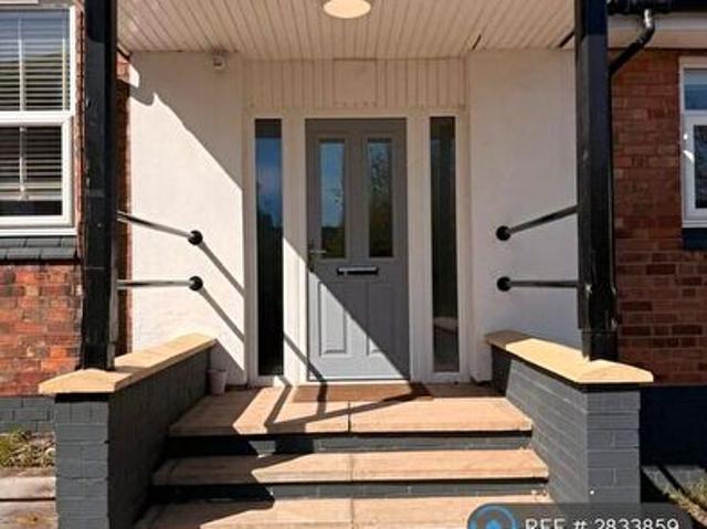 2 Bedroom Flat To Rent In Porchester Road, Nottingham, NG3