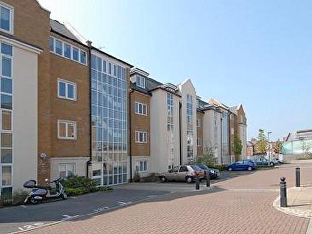 2 Bedroom Flat To Rent In Reliance Way, Oxford, Oxfordshire, OX4