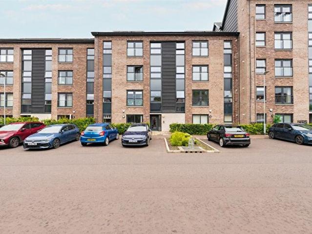 2 Bedroom Flat To Rent In Riverford Court, Glasgow, G43