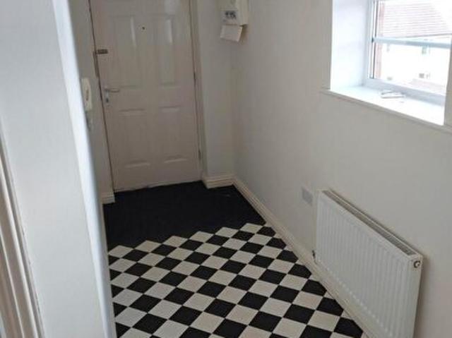 2 Bedroom Flat To Rent In Roman Road, Corby, Northamptonshire, NN18