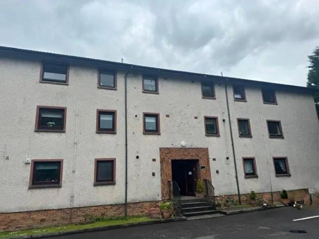 2 Bedroom Flat To Rent In Rosedale Gardens, Helensburgh, Dunbartonshire, G84