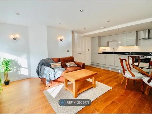 2 Bedroom Flat To Rent In St Marys House, Nottingham, NG1