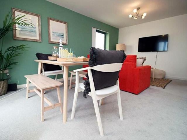 2 Bedroom Flat To Rent In St. Christophers Court, Maritime Quarter, Swansea, SA1