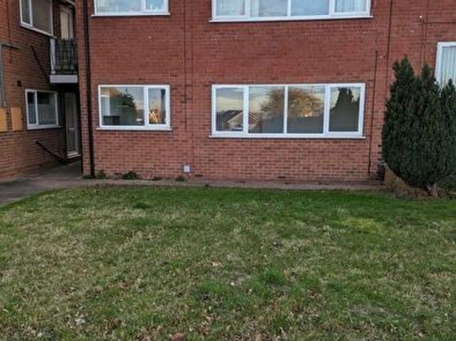 2 Bedroom Flat To Rent In Stanhome Court, West Bridgford, NG2