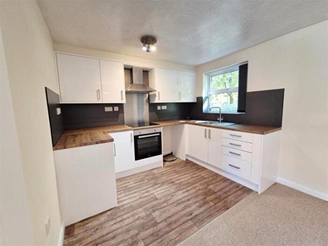 2 Bedroom Flat To Rent In Strathern Road, Bradgate Heights, LE3