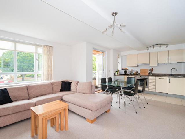 2 Bedroom Flat To Rent In Sunderland Avenue, Oxford, OX2