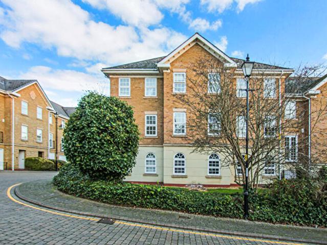 2 Bedroom Flat To Rent In Scholars Court, Northampton, NN1