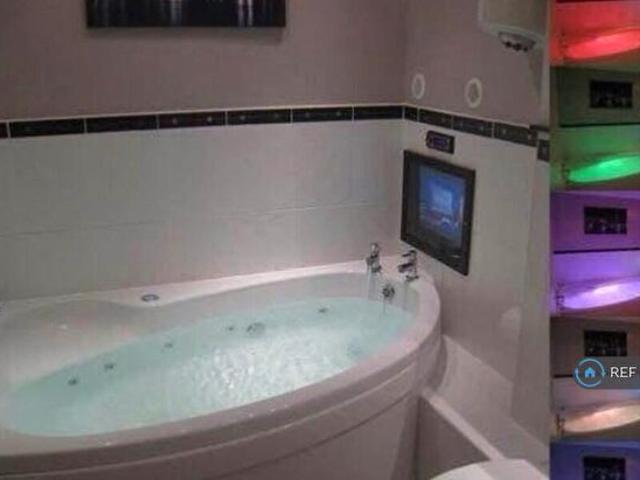2 Bedroom Flat To Rent In Scott Place, Bellshill, ML4