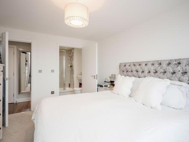 2 Bedroom Flat to Rent in SE1