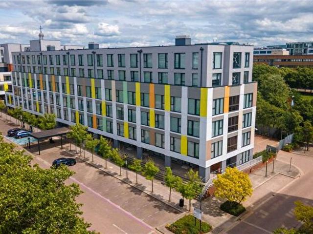 2 Bedroom Flat To Rent In Silbury Boulevard, Milton Keynes, Buckinghamshire, MK9
