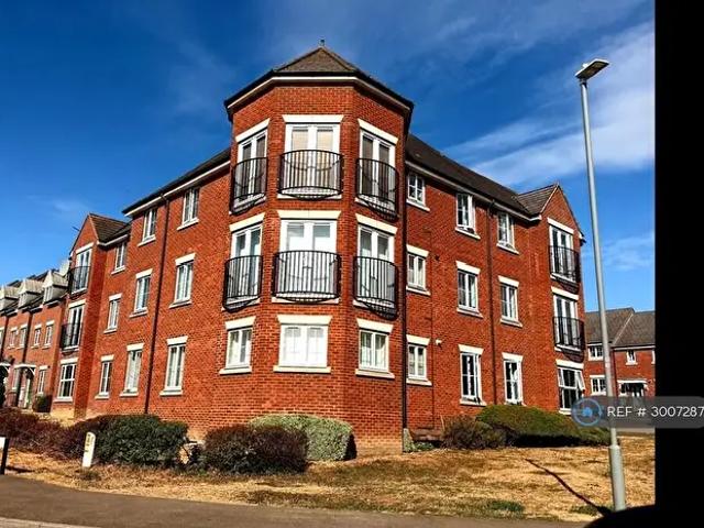 2 Bedroom Flat To Rent In Slatepits Croft, Olney, MK46