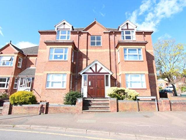 2 Bedroom Flat To Rent In Southcourt Road, Linslade, LU7