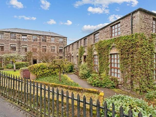 2 Bedroom Flat To Rent In Springbank Gardens, Dunblane, Stirling, FK15