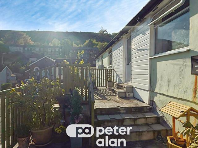 2 Bedroom Flat To Rent In Ty Ysgol Ynyshir Road, CF39