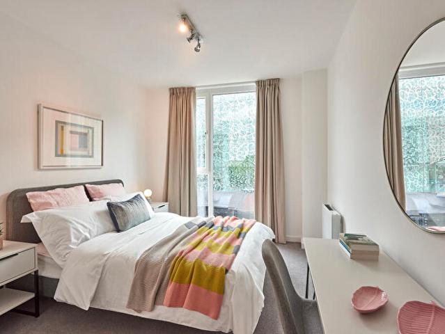 2 Bedroom Flat To Rent In The Wullcomb, Highcross Street, Leicester, LE1