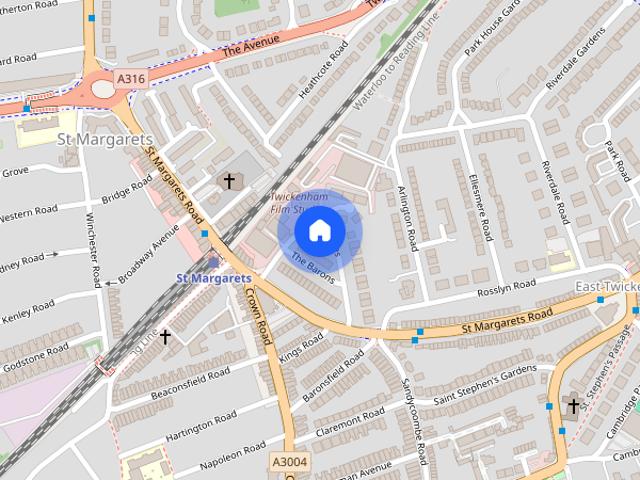 2 bedroom flat to rent in The Barons, St Margarets TW1